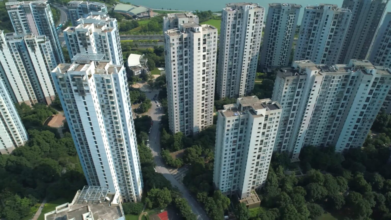 What is the Difference Between Section 8 and Public Housing? A ...